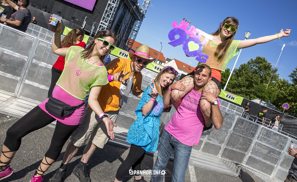 The Most Nostalgic 90s Crafts - Online Storiez